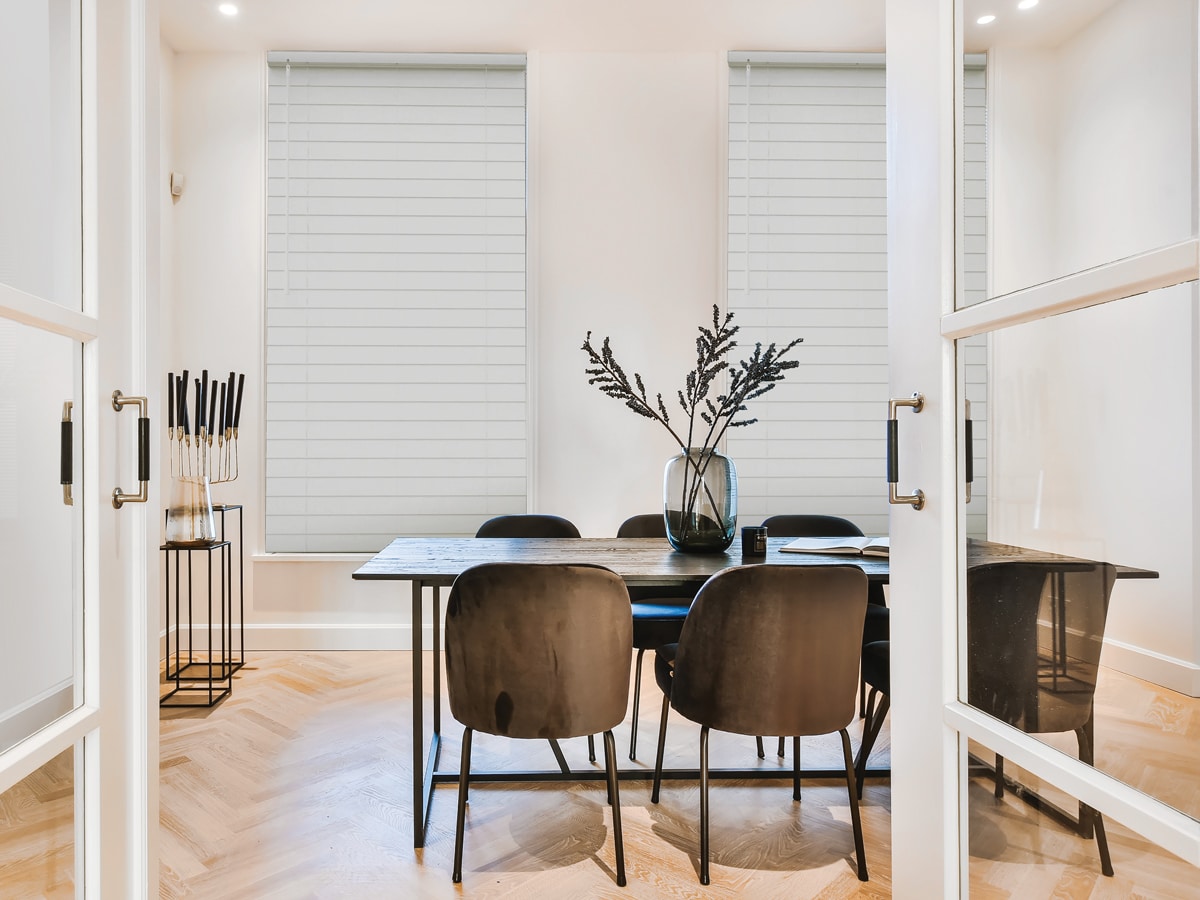 How Do Cordless Blinds and Shades Work? A Guide | Norman® USA