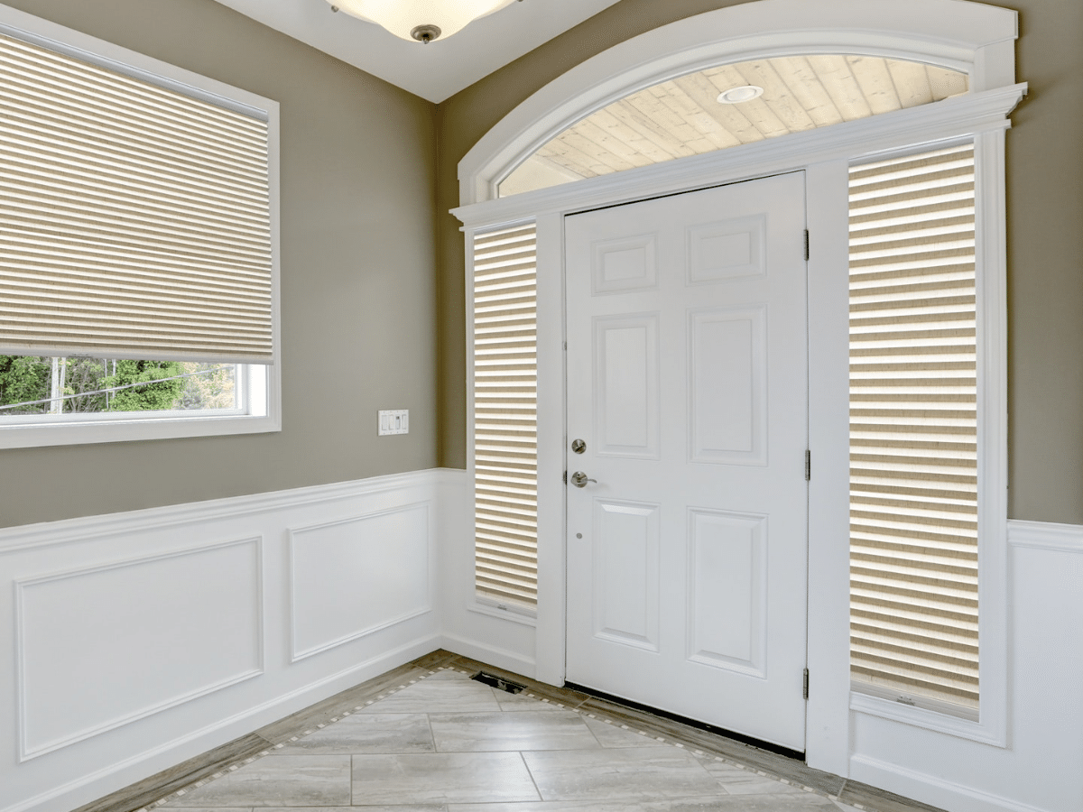 6 Sidelight Window Covering Ideas | Norman Canada