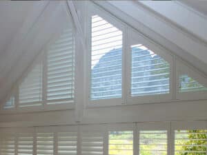 The Best Angled Window Treatment Ideas | Norman Canada